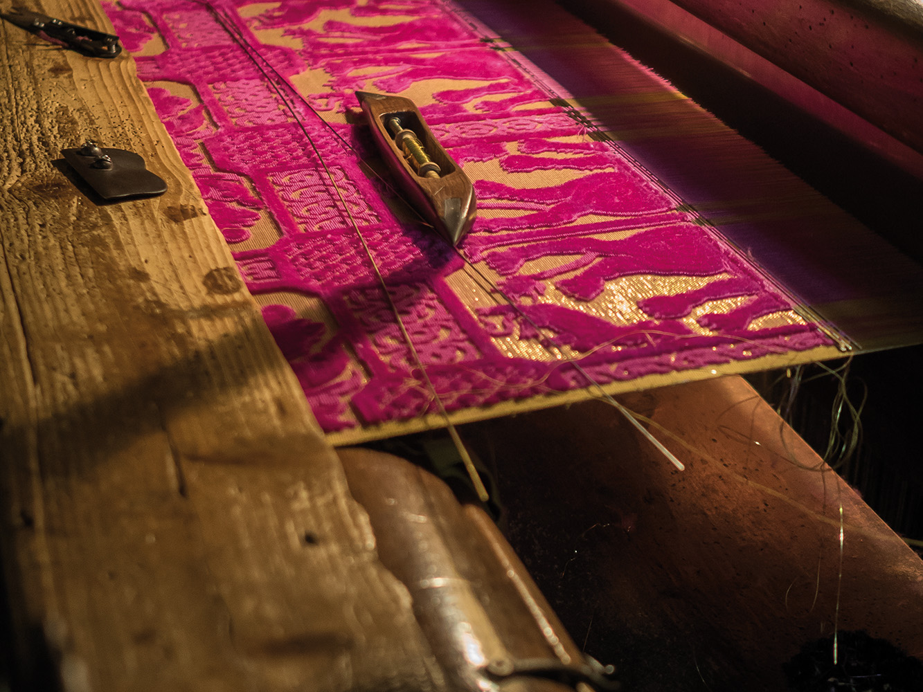 Luigi Bevilacqua, the only Italian manufacturer of “soprarizzo” velvet ...