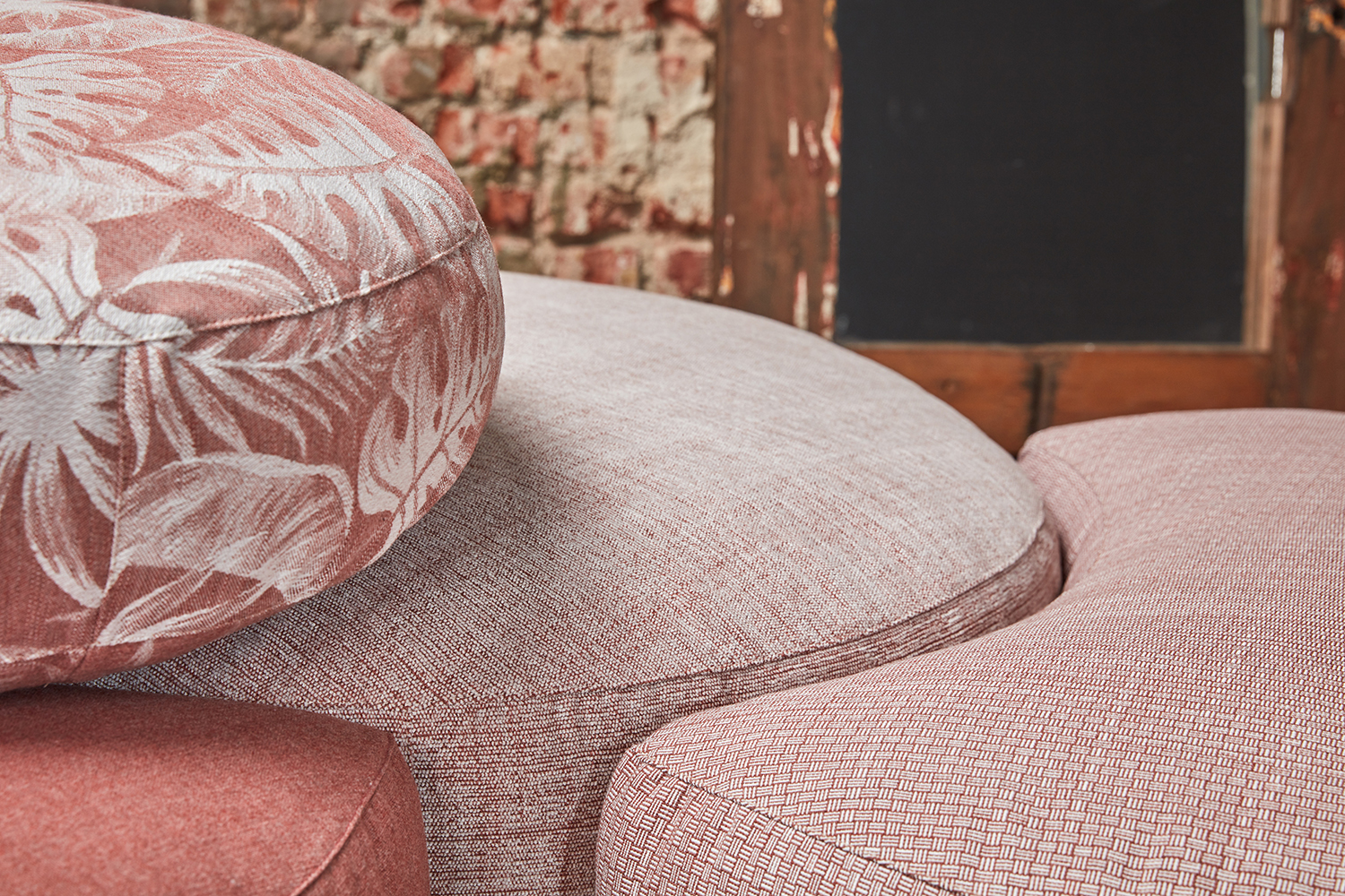 Mariaflora : embodies the encounter of Italian luxury design - Paris ...