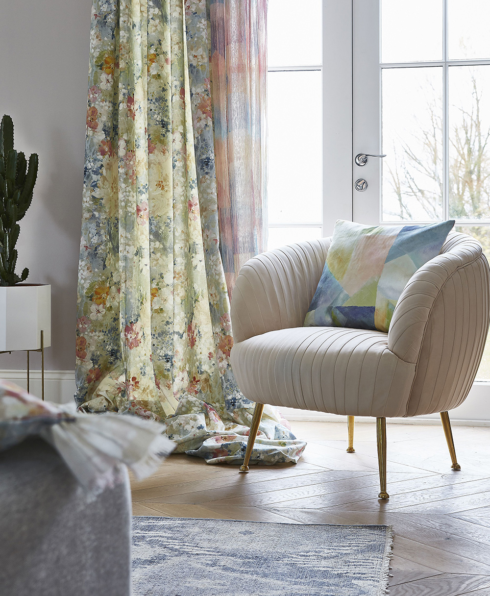 Prestigious Textiles presents its collections in the colors of summer ...